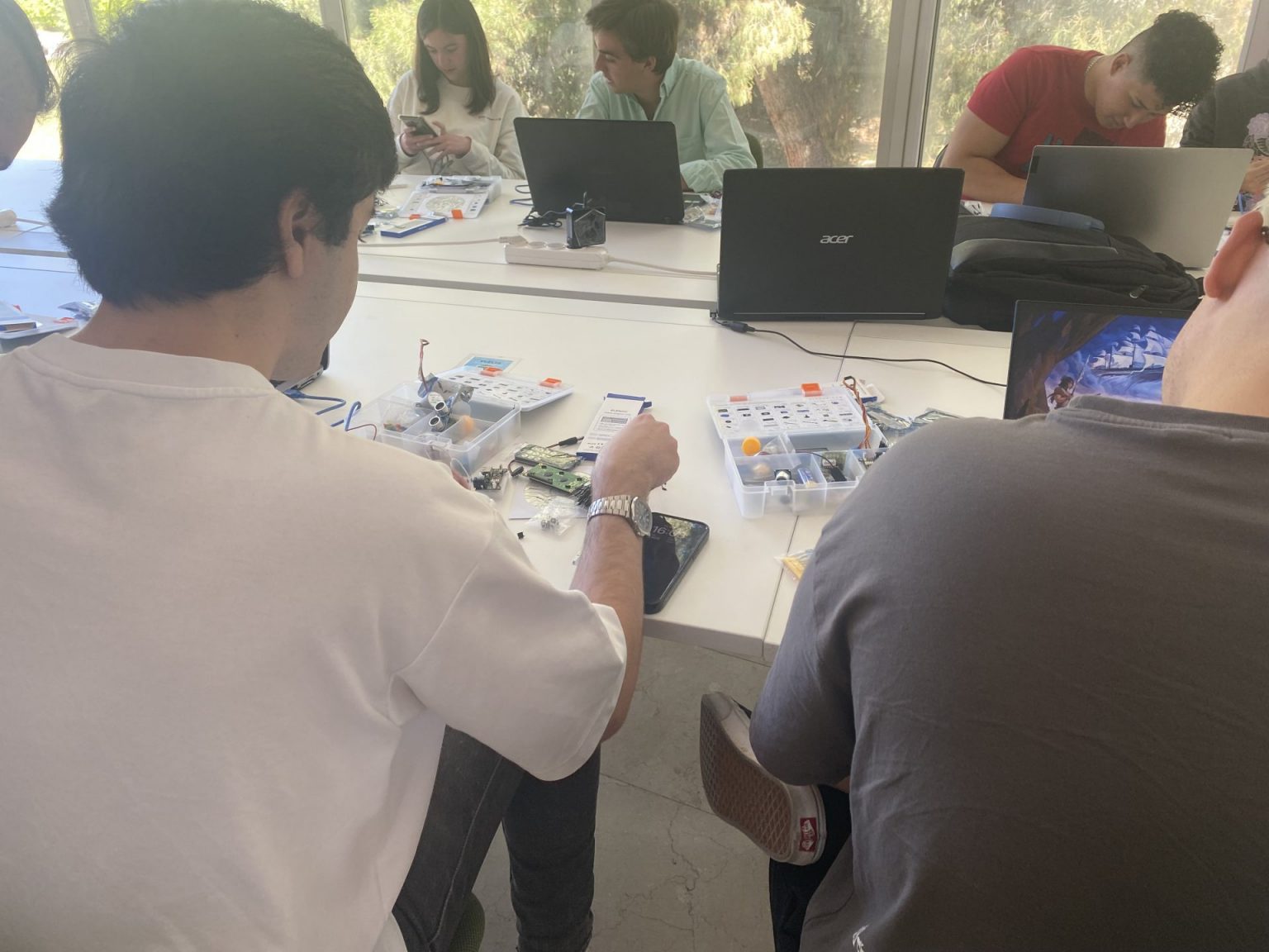 UPM First Edition of Arduino workshops: Build your own energy meter ...