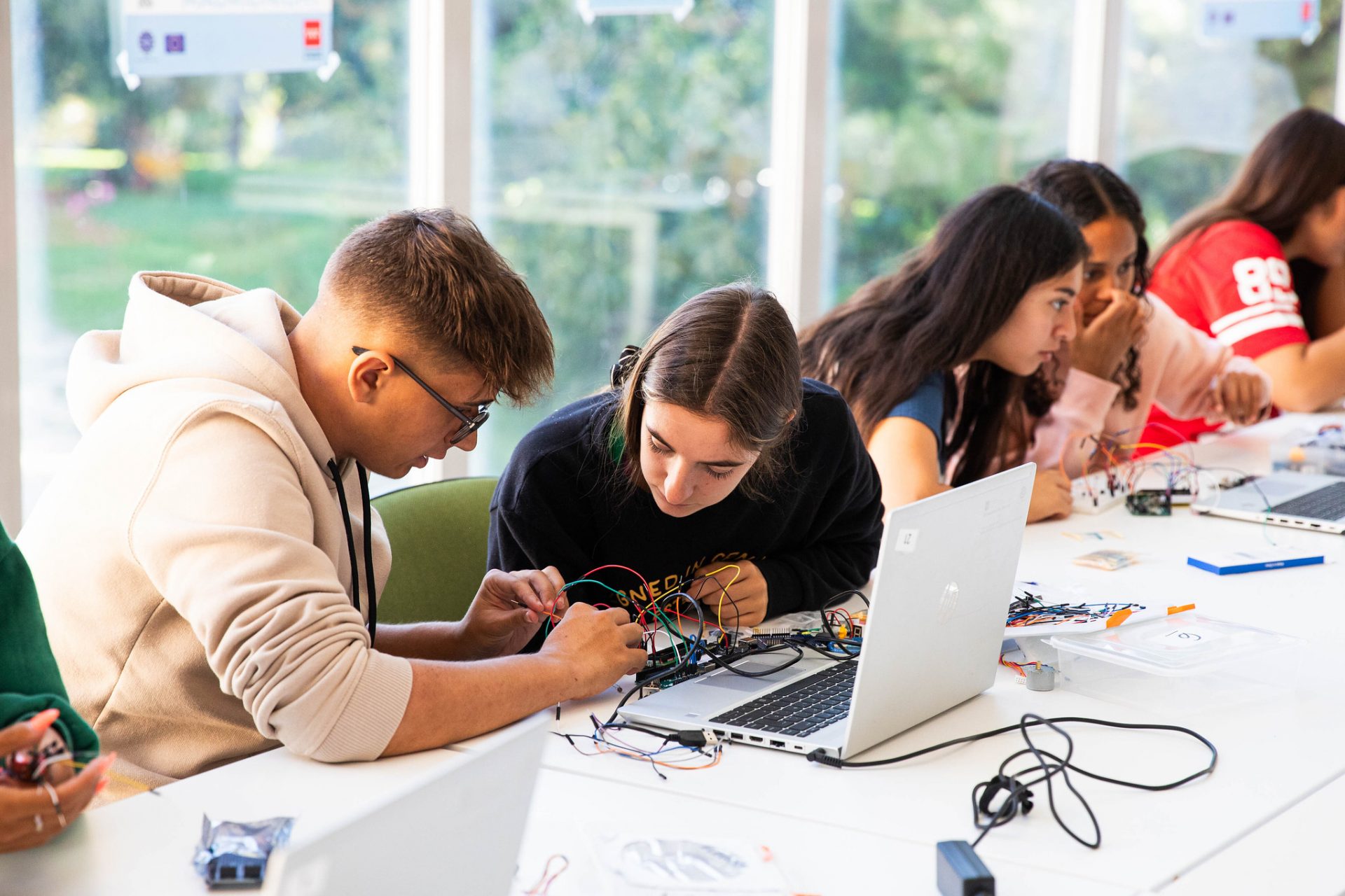 The AURORA Hub – Campus Sur of the Technical University of Madrid ...